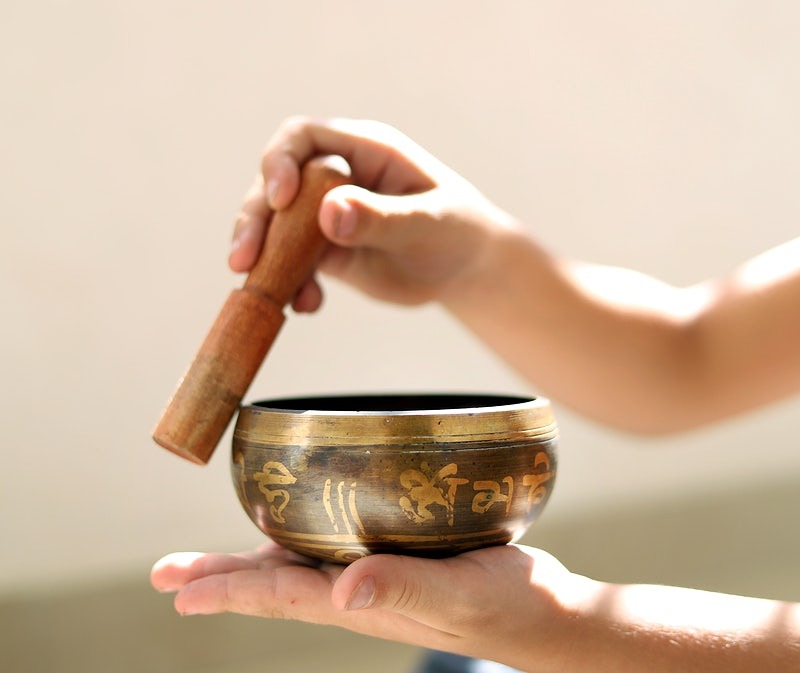 How Does Sound Bath Therapy Help Recovery How Does Sound Bath Therapy Help Recovery